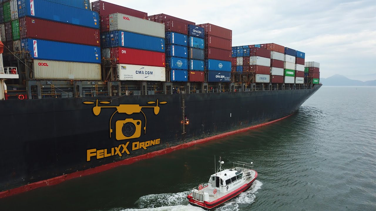 The container ship "Kota Lima" setting sail from the Port of Santos ...