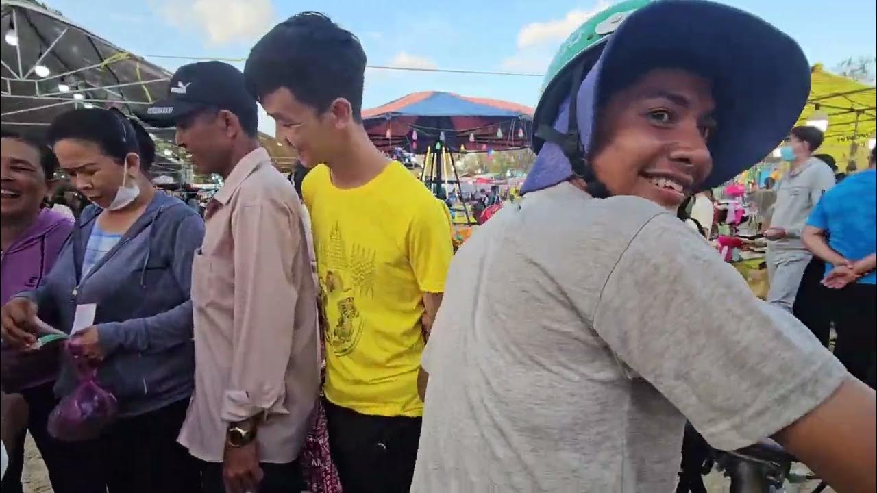 Idol Quạ Đen Đi Bán Vé số Tại Lễ Kết Giới Si Ma Đắc Như Tôm Tươi...? - YouTube