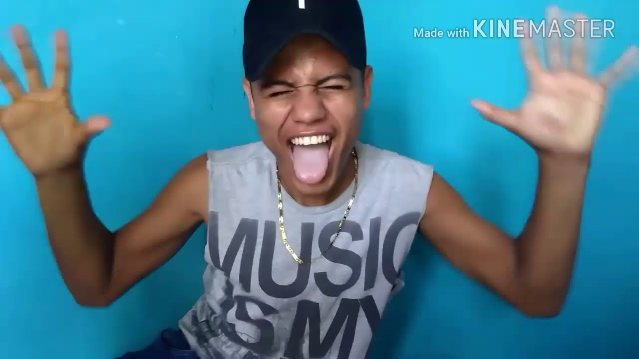 Bailo en la calle Que Probabilidad Hay! FT Carlos Castle. - YouTube