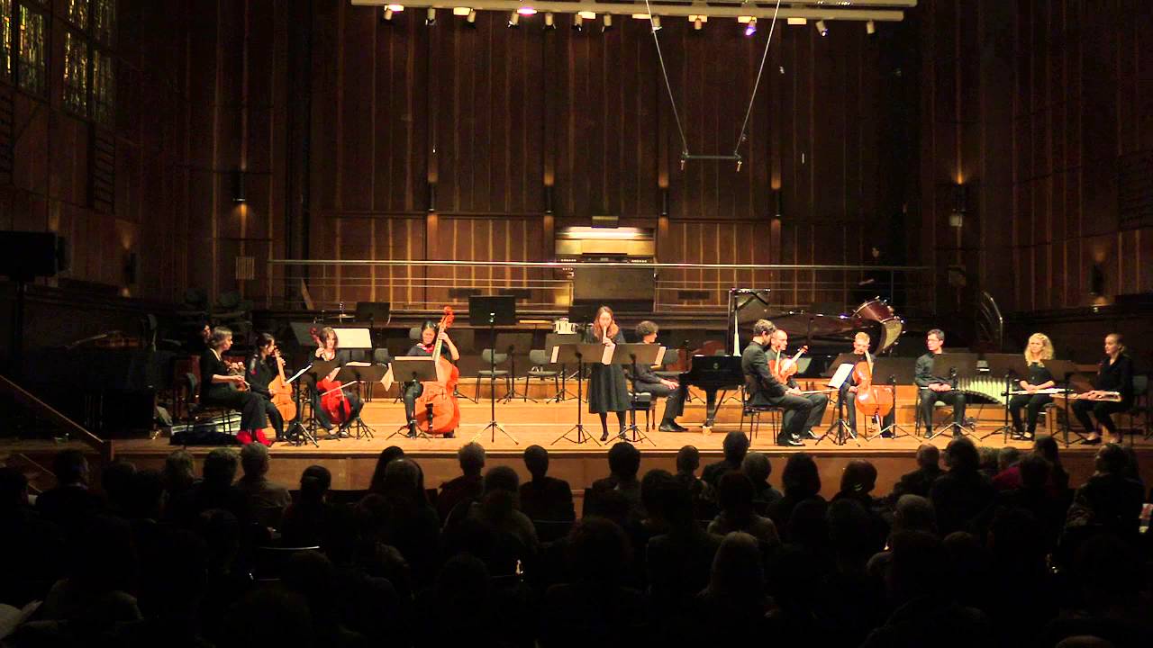 Hyowon Lee playing a Yoav Ran Ganassi recorder - YouTube