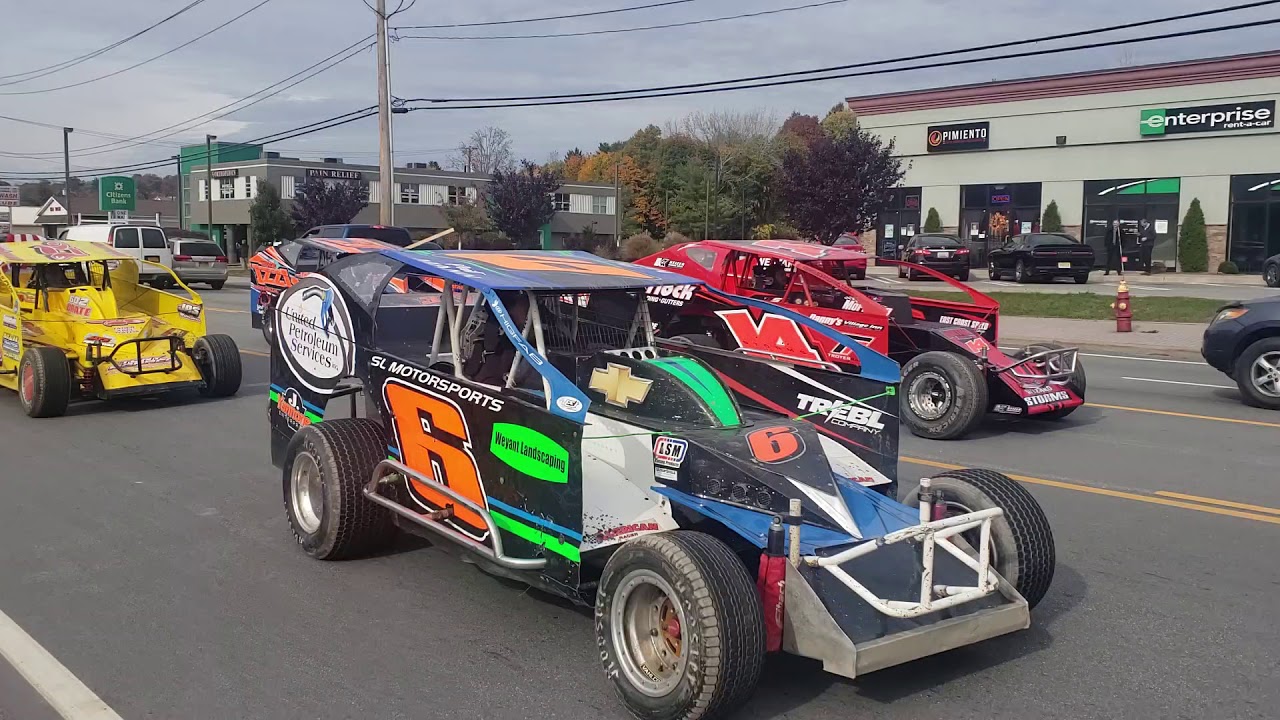 Eastern States weekend race car parade ! - YouTube