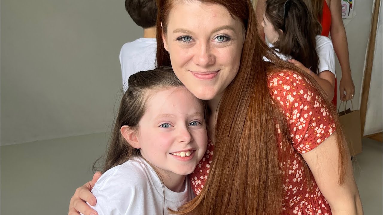 Kate and Actress Alyson Coyle - YouTube