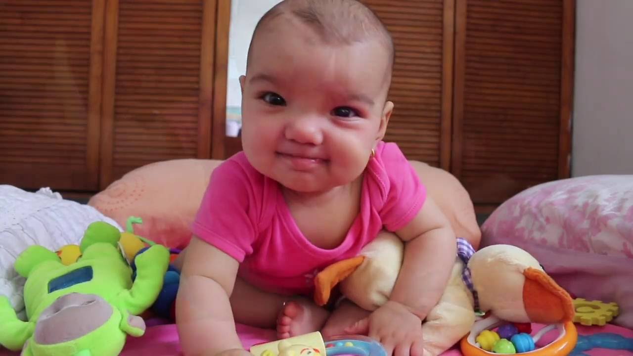 Happy Baby playing and laughing - YouTube