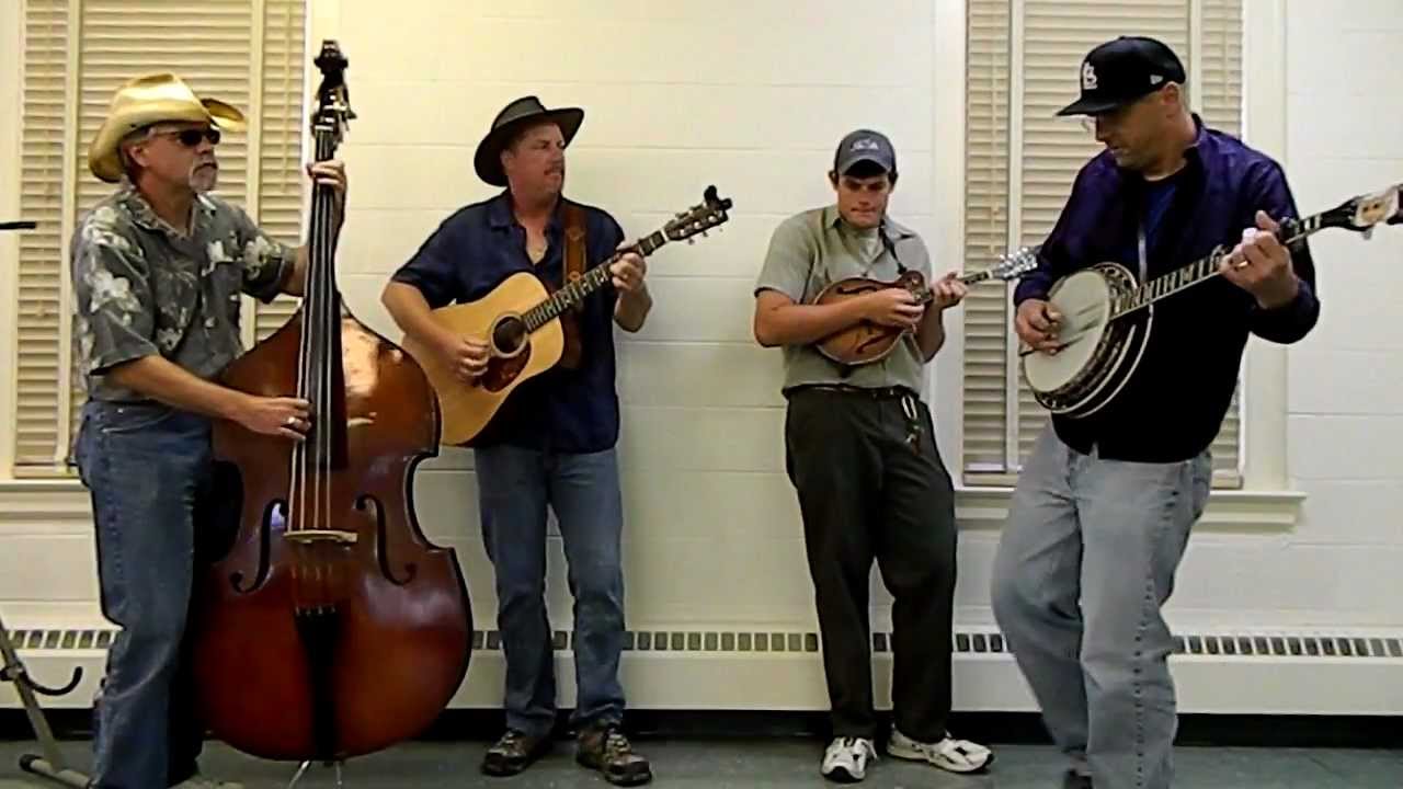 Dougs Tune Sassafras Warthog Bluegrass Band - YouTube