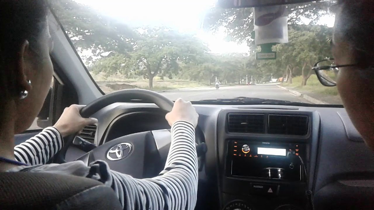 My first driving lesson (November 20, 2016) - YouTube