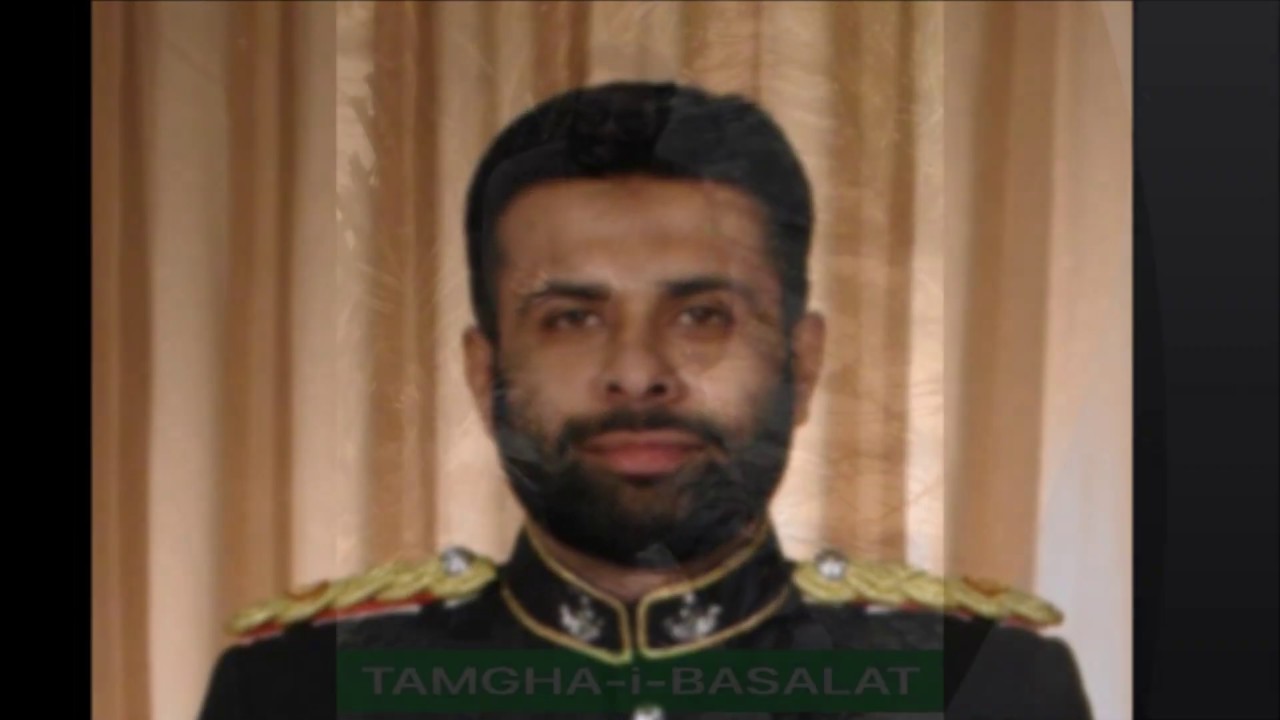 Lt Col Amer Wahid Shaheed (Tamgha-i-Basalat) - YouTube