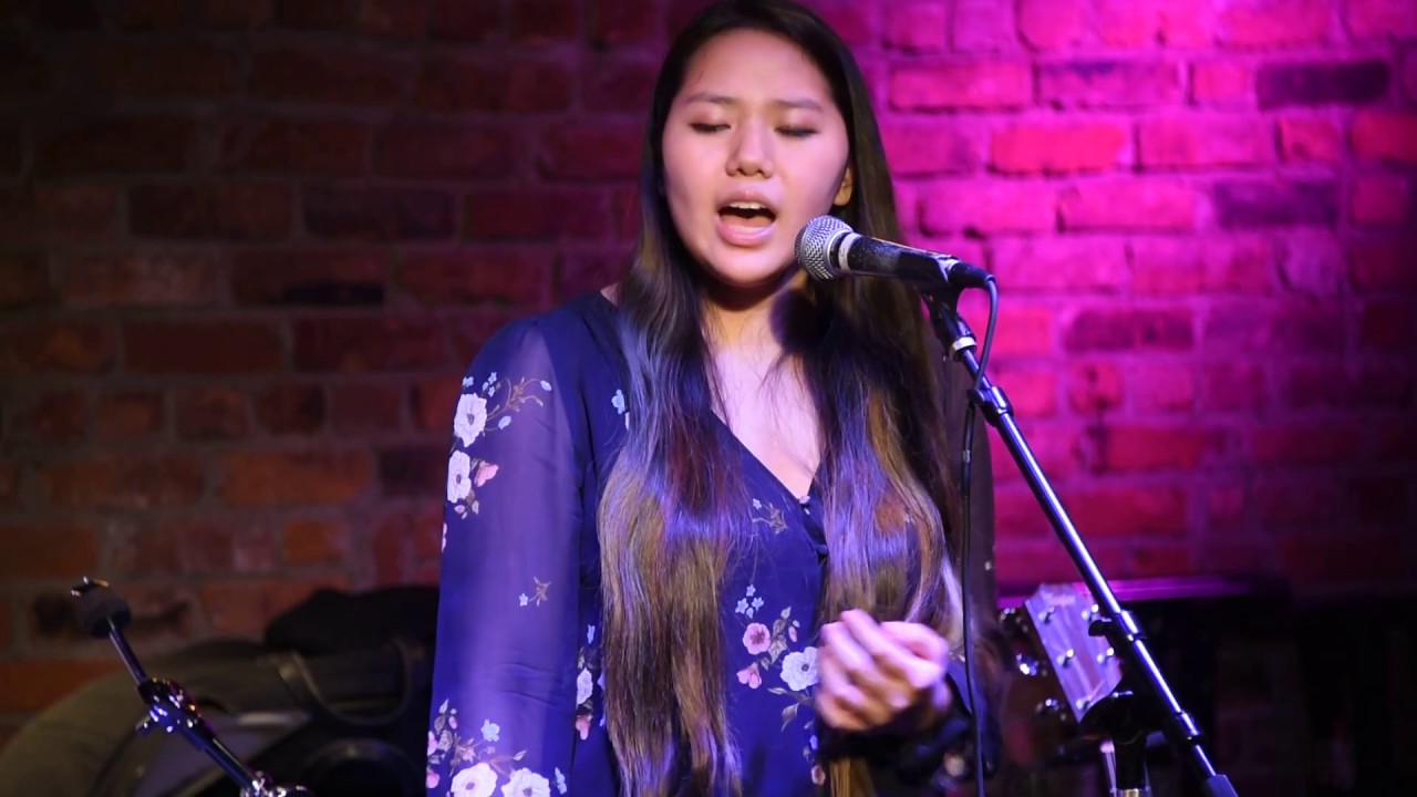 Chloe Matz - Get It Right - YouTube