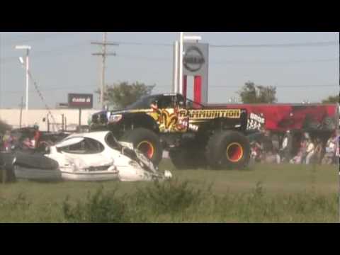 Dodge Monster Trucks - YouTube