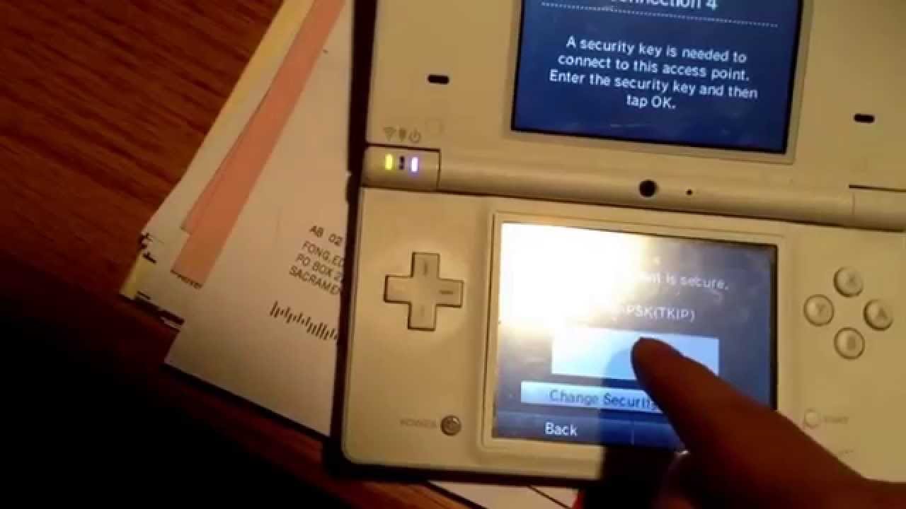 Nintendo DSi connecting to the internet. - YouTube