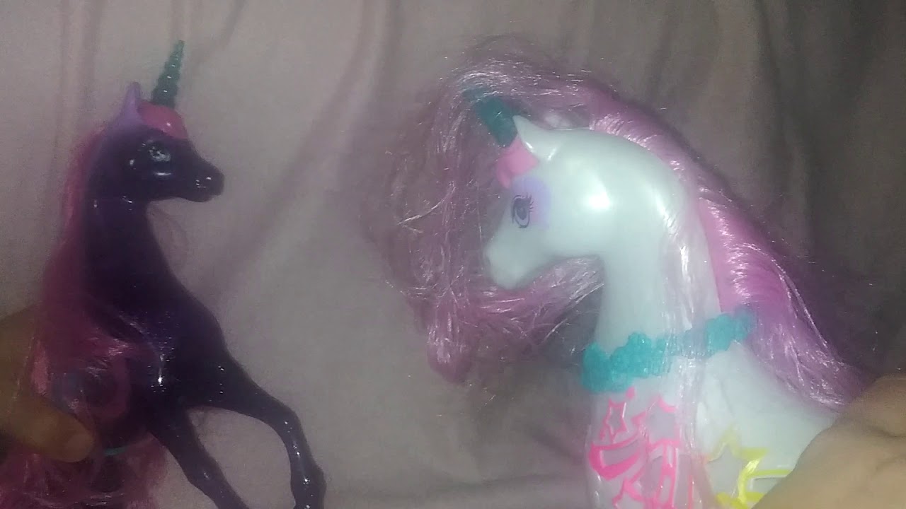 Unicorn fight - YouTube