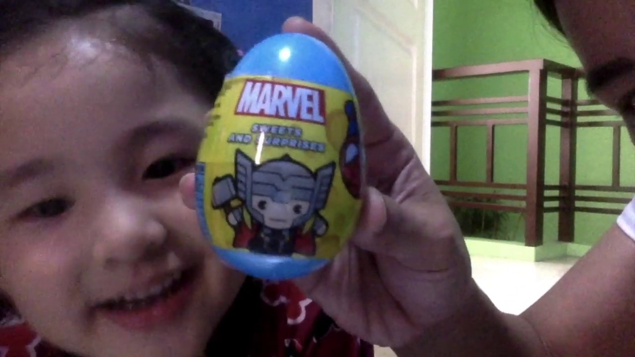 Vlog#3: Marvel Egg Surprise - YouTube
