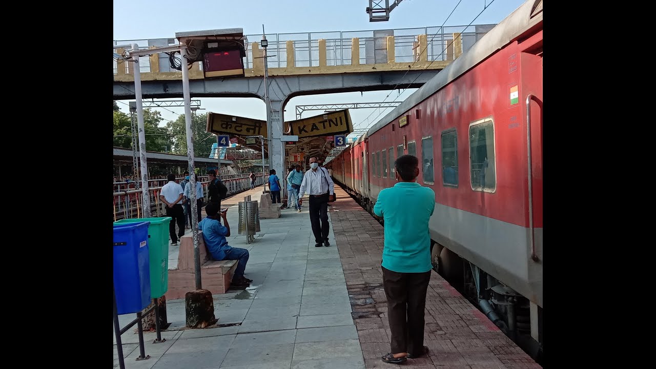 KATNI STATION TO ITARSI STATION IN PAWAN EXPRESS 2ND AC - YouTube