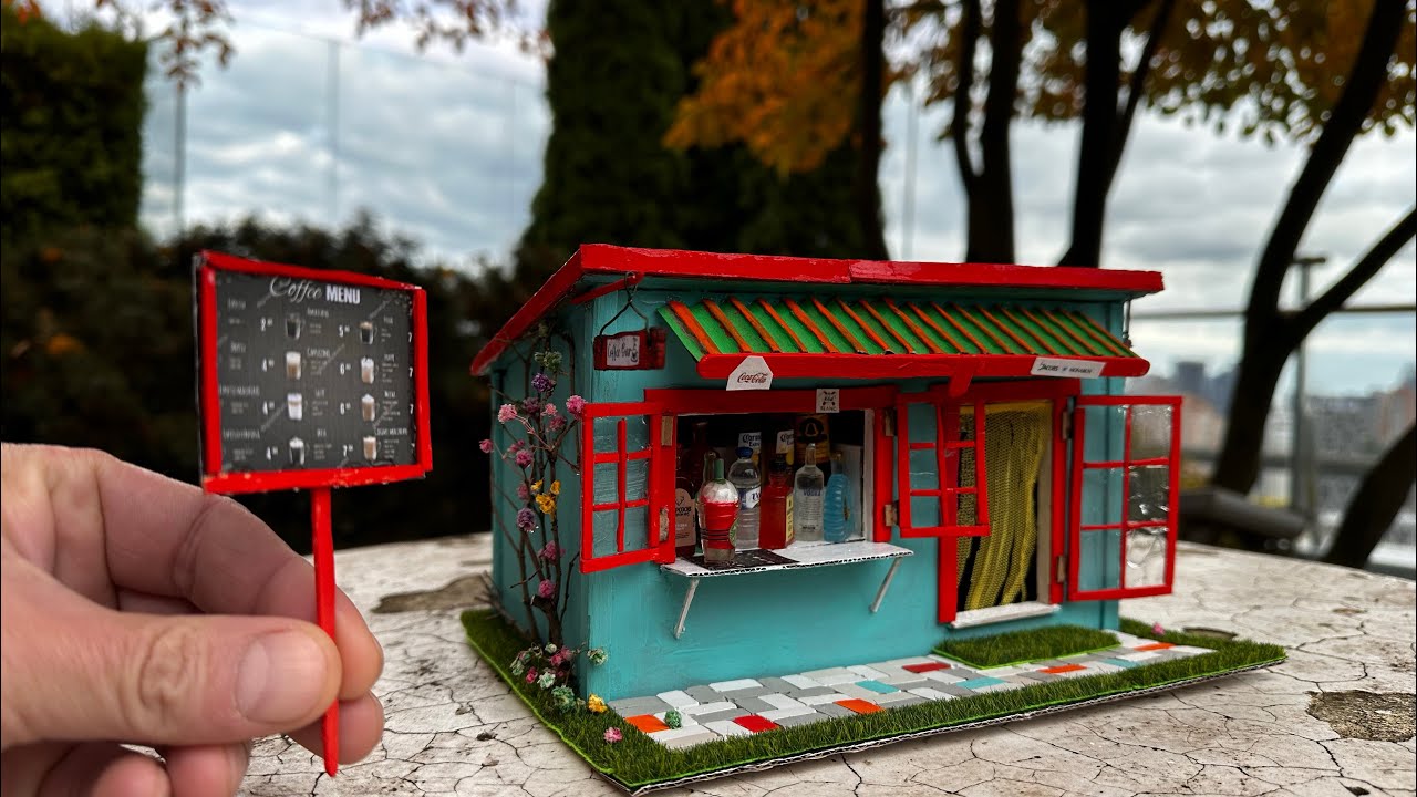 A mini cafe made of cardboard DIY. How do you make it? For decoration ...
