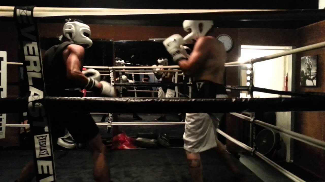Van Vs Sam Round 1 - YouTube