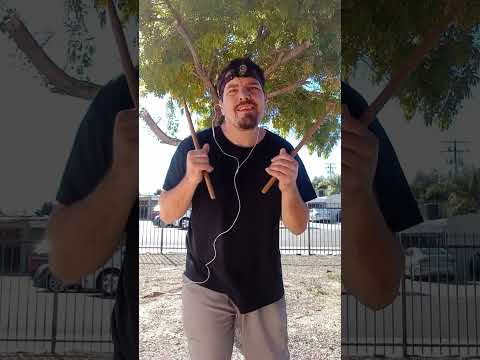 VIDEOTO1970STV.📺ROCKBANDAC/DC1990SONG THUNDERSTRUCK&COLIN ...