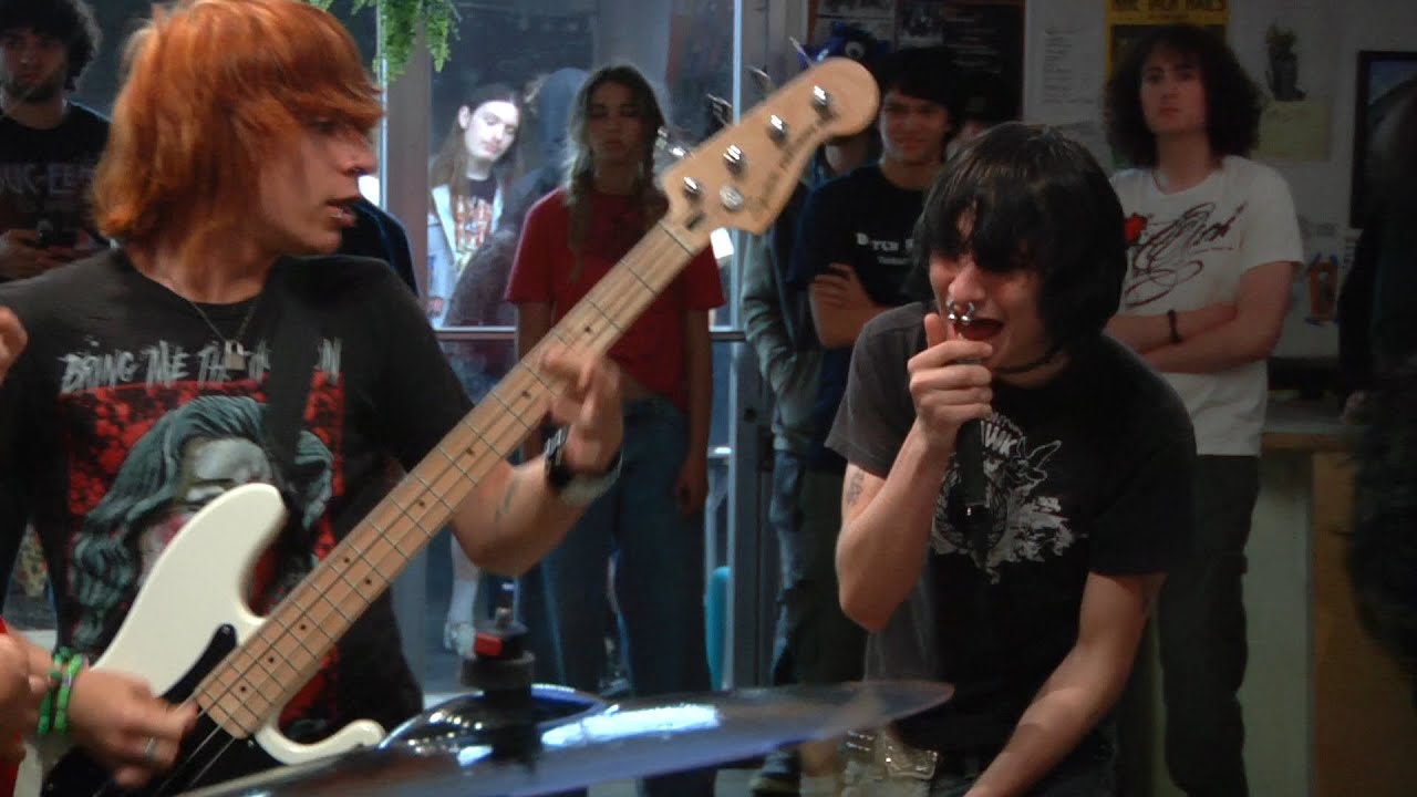 septemberistheonlytimeidontthinkofyou live @ rapid skateboarding 6/10/24 - YouTube