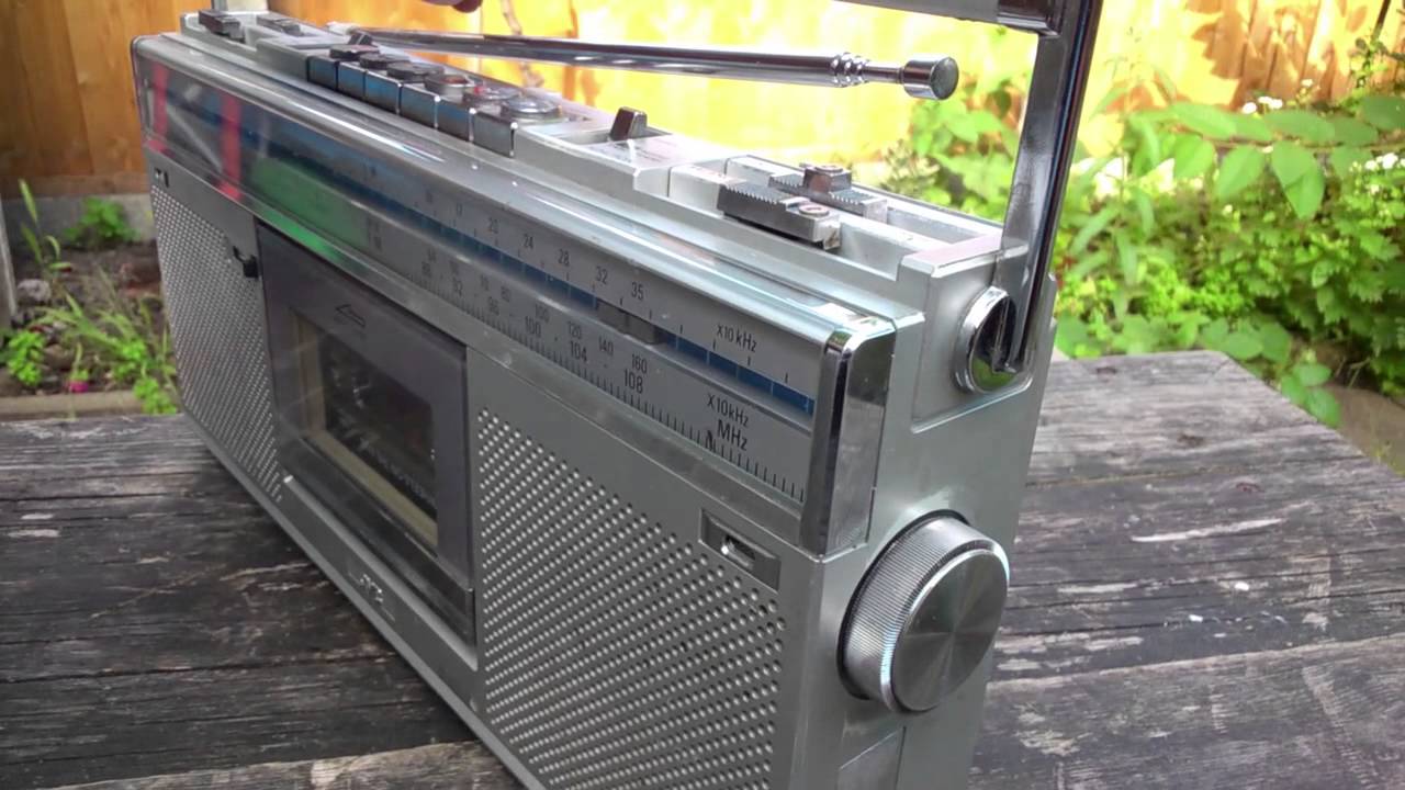 JVC RC-S5LB - YouTube