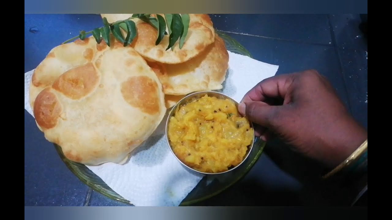 Poori dengan ubi kentang masala /poori with potato gravy masala - YouTube
