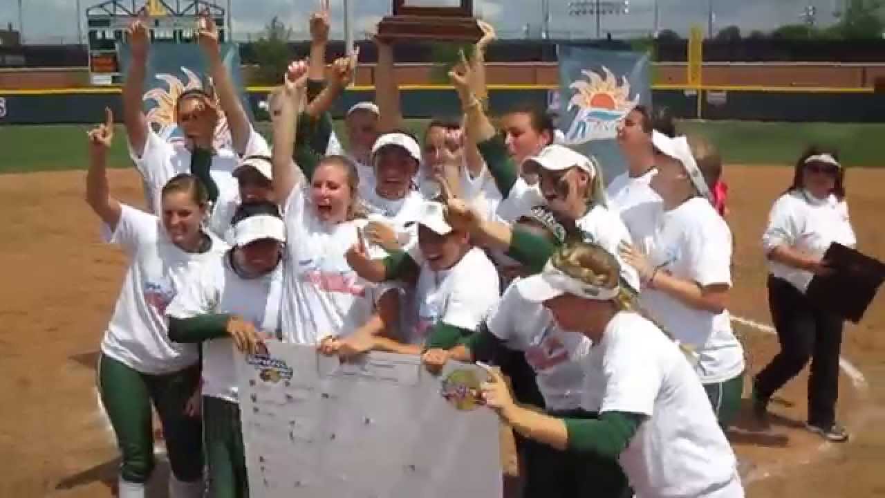 Softball Championship Celebration - YouTube