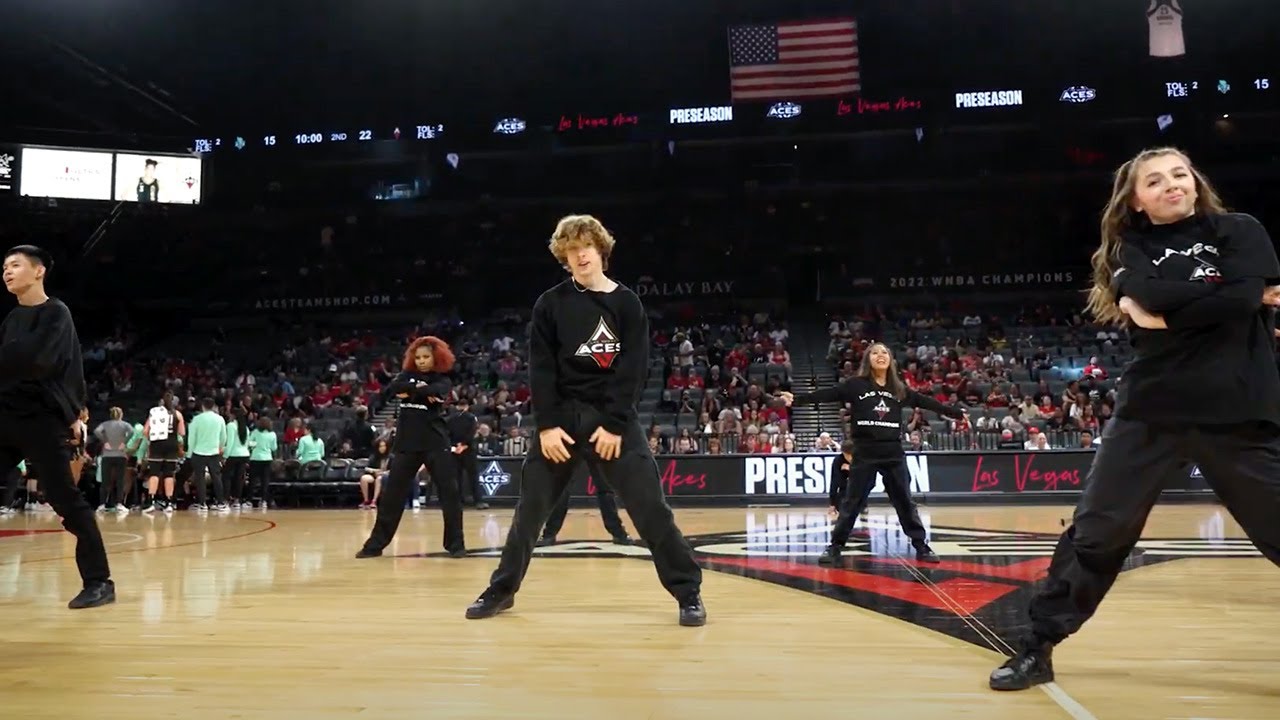 Stadium Dance I Las Vegas Dance Crew Performance | Crime Mob x Wipe Me ...