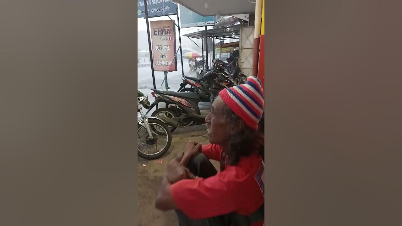 Cuaca extrem hujan angin ndarjo - YouTube