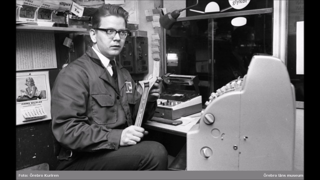 Old cash registers from the 1950s to the 80s (1) - YouTube