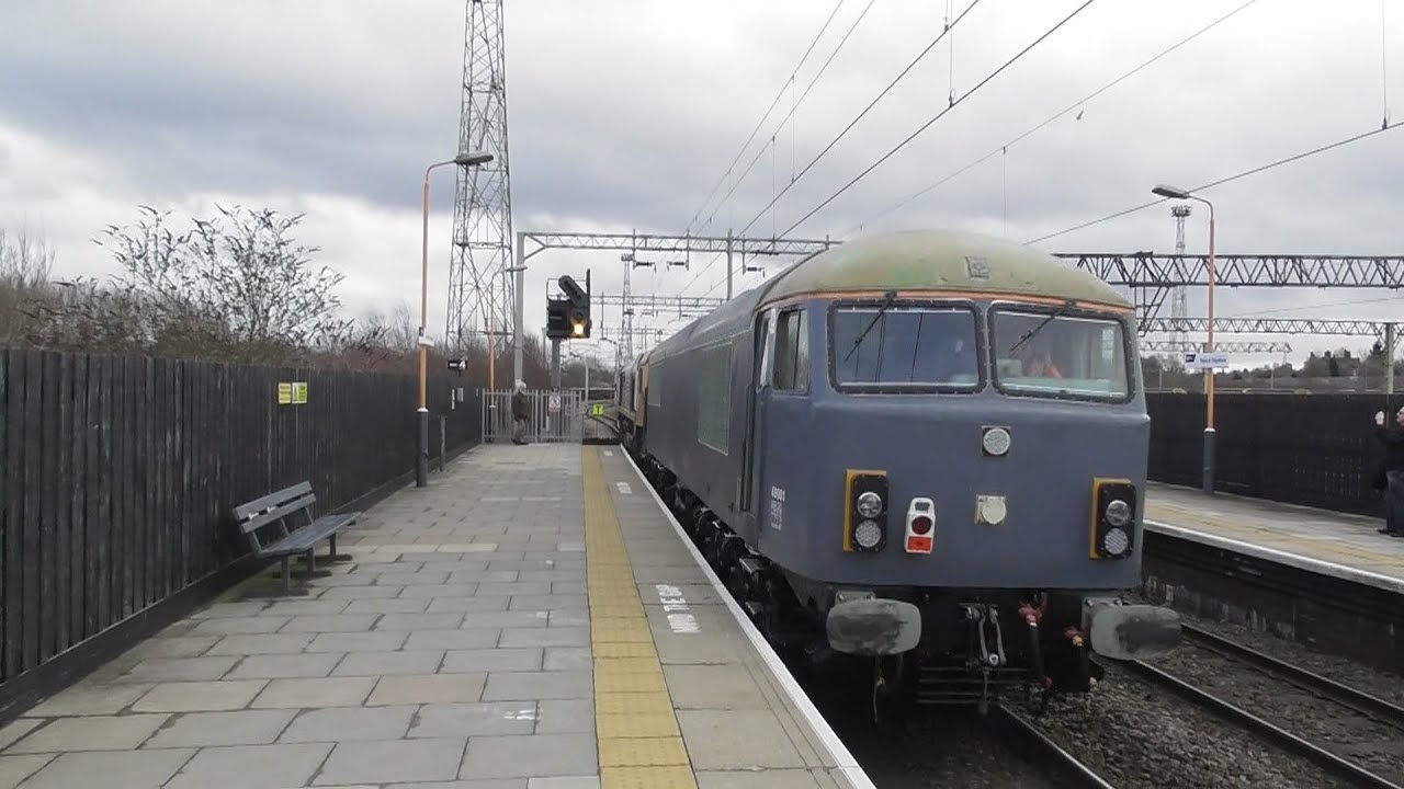 69001's Mainline Debut! 66702 drags NEW 69001 through Bescot with tones ...