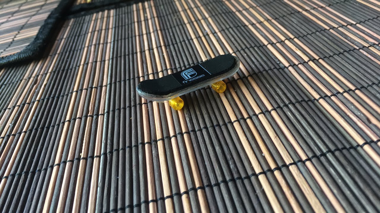 Worlds smallest fingerboard review - YouTube