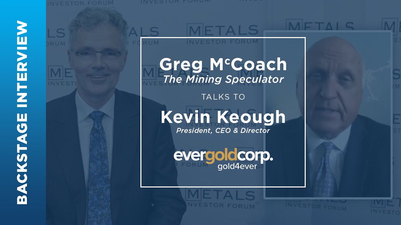 Kevin Keough of EverGold Corp. talks to Greg McCoach at the June 2022 ...