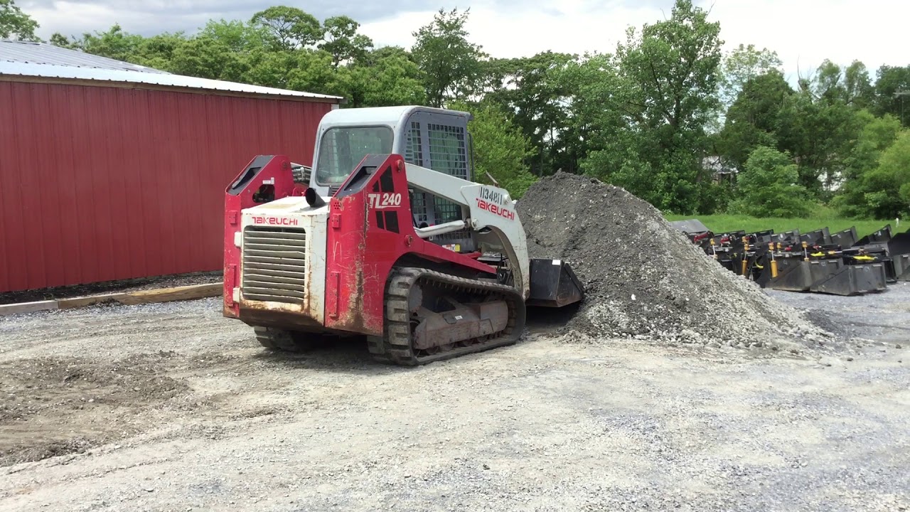 Takeuchi TL240 Skid Steer Loader - YouTube
