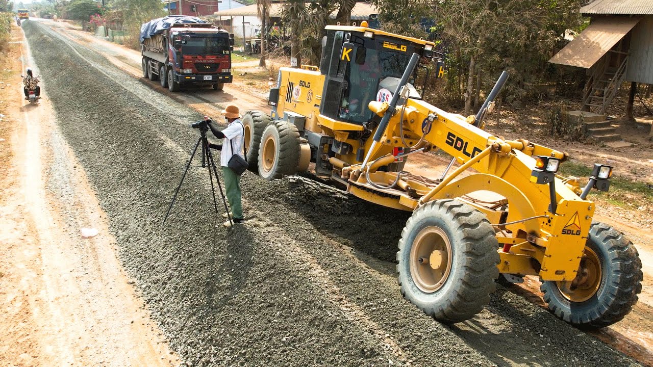 How Modern Rural Roads Are Built? Rural Road Construction Process With ...