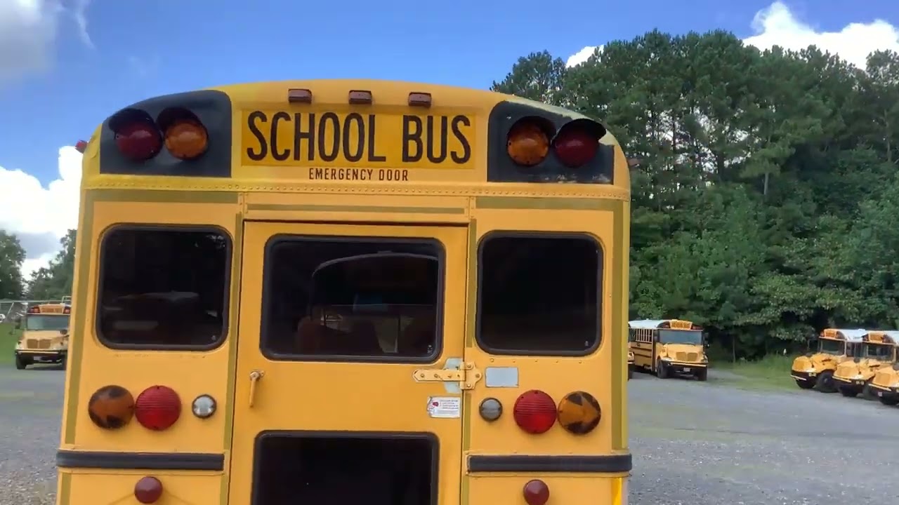 1999 International 3800 School Bus - YouTube