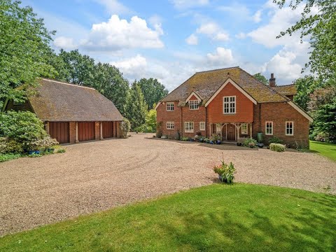 Oakmore Park, Durley, Southampton, Hampshire - Fine & Country ...
