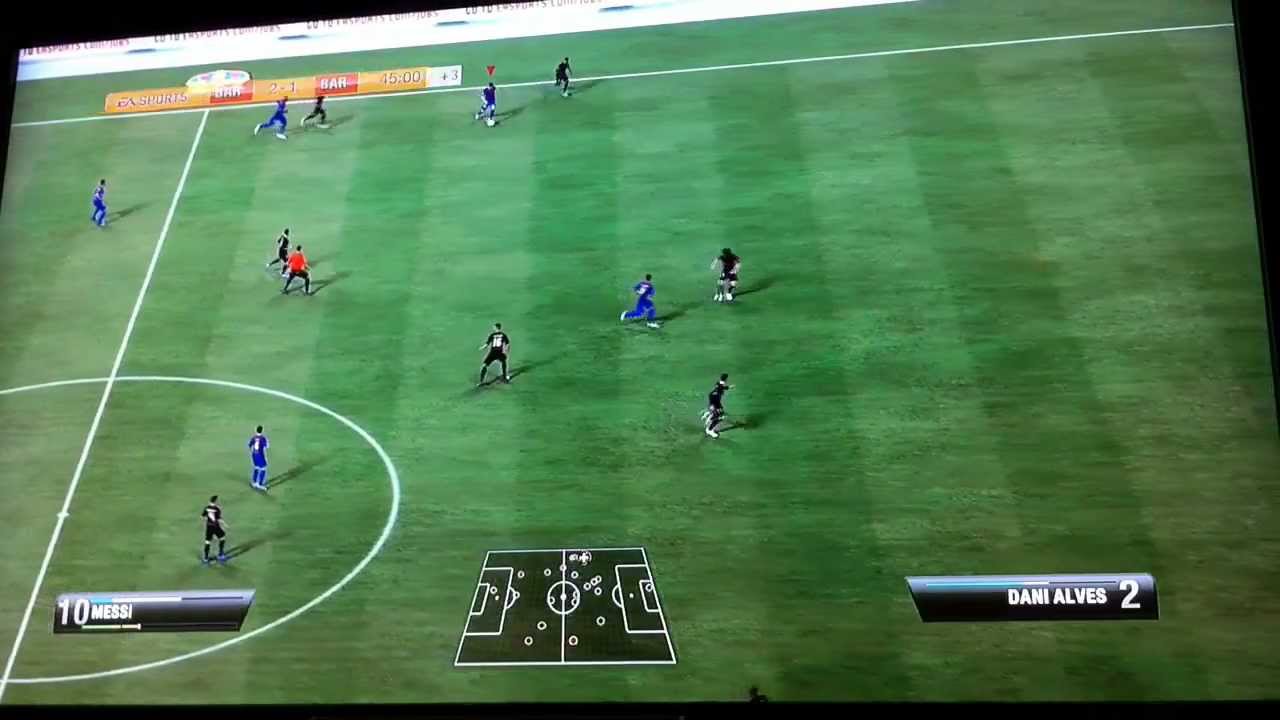FIFA 12 Messi dribbles - YouTube
