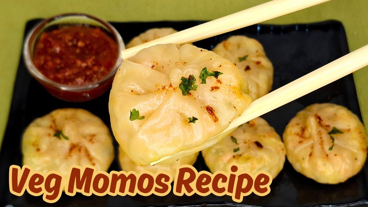 Veg Momos Recipe 🧄 | How to Make Momos At Home 🌶️ | Dumplings Recipe 🥕 ...