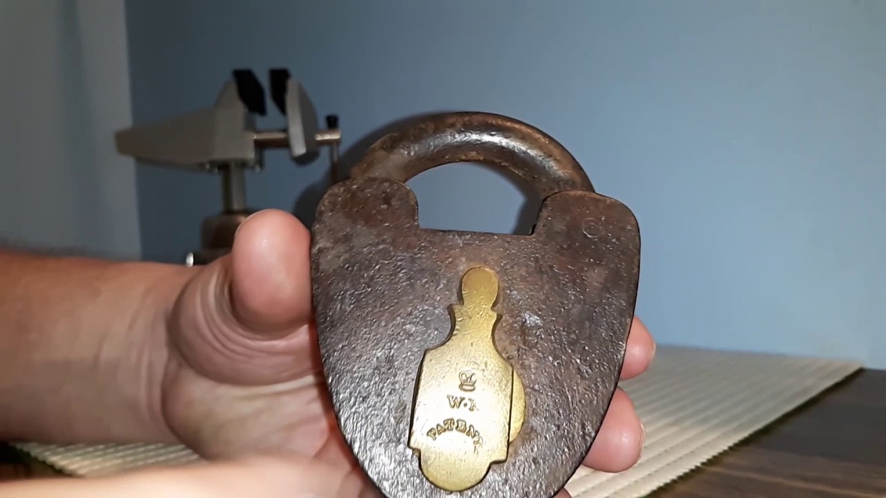 Crown Victorian Padlock