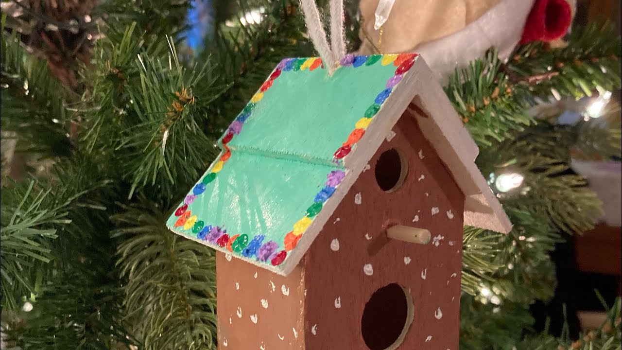 gingerbread bird house! 🧡🏠 - YouTube