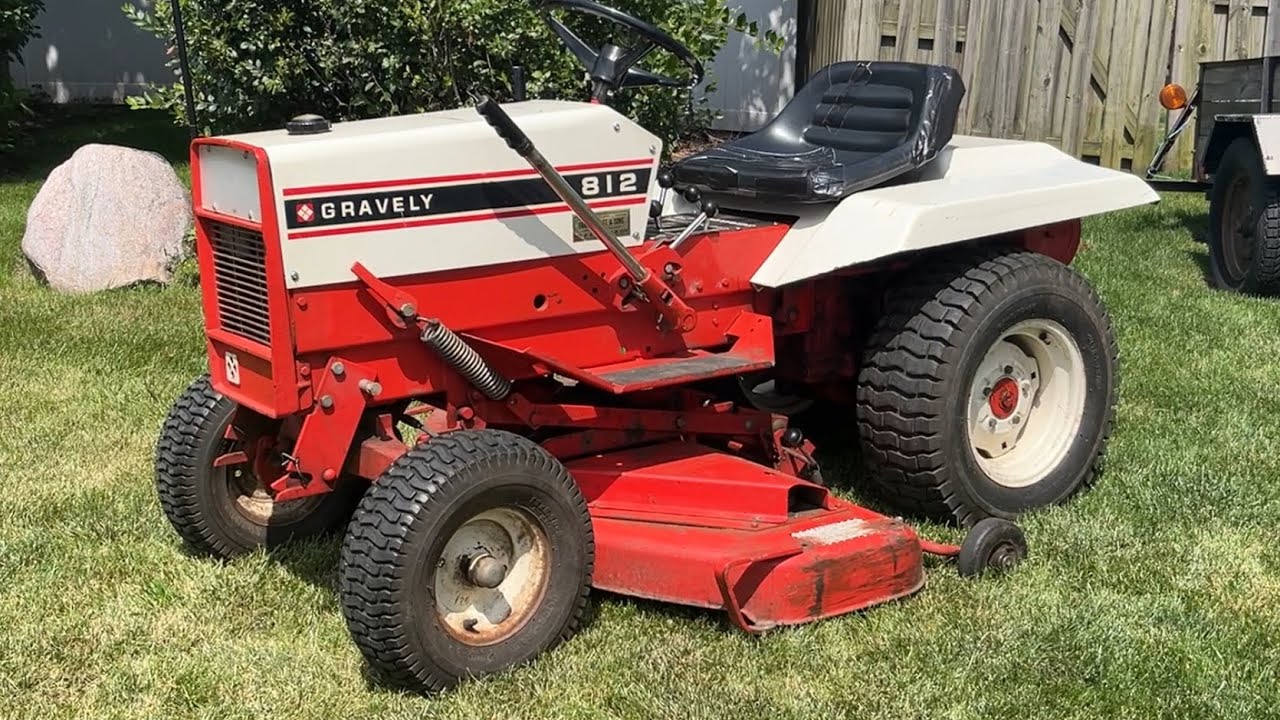 1977 Gravely 812 Garden Tractor and Attachments - YouTube