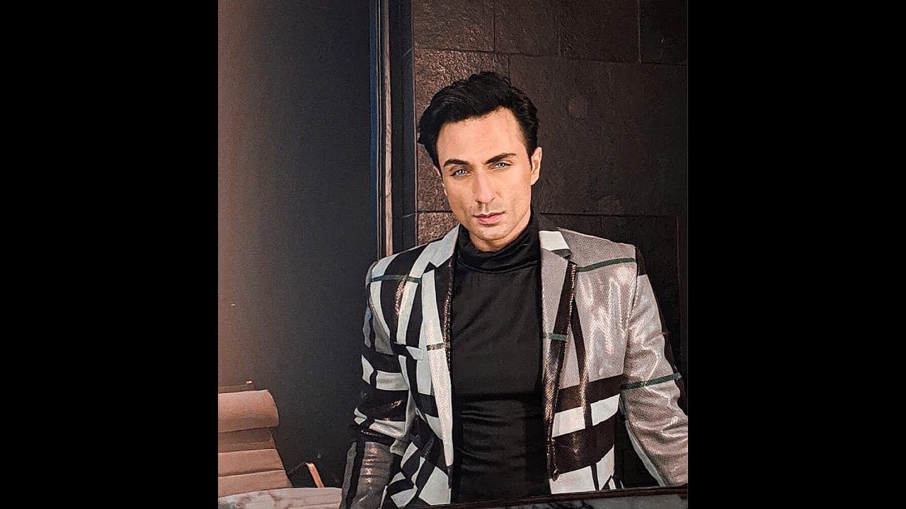 Pavan Anand (International Jewellery Designer) gave a message in ...