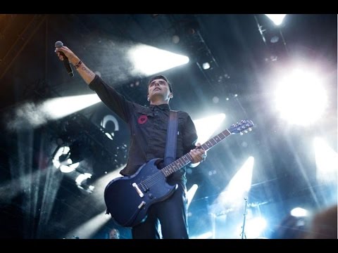 Nephew - 007 Is Also Gonna Die (Live @ Smukfest 2014) - YouTube