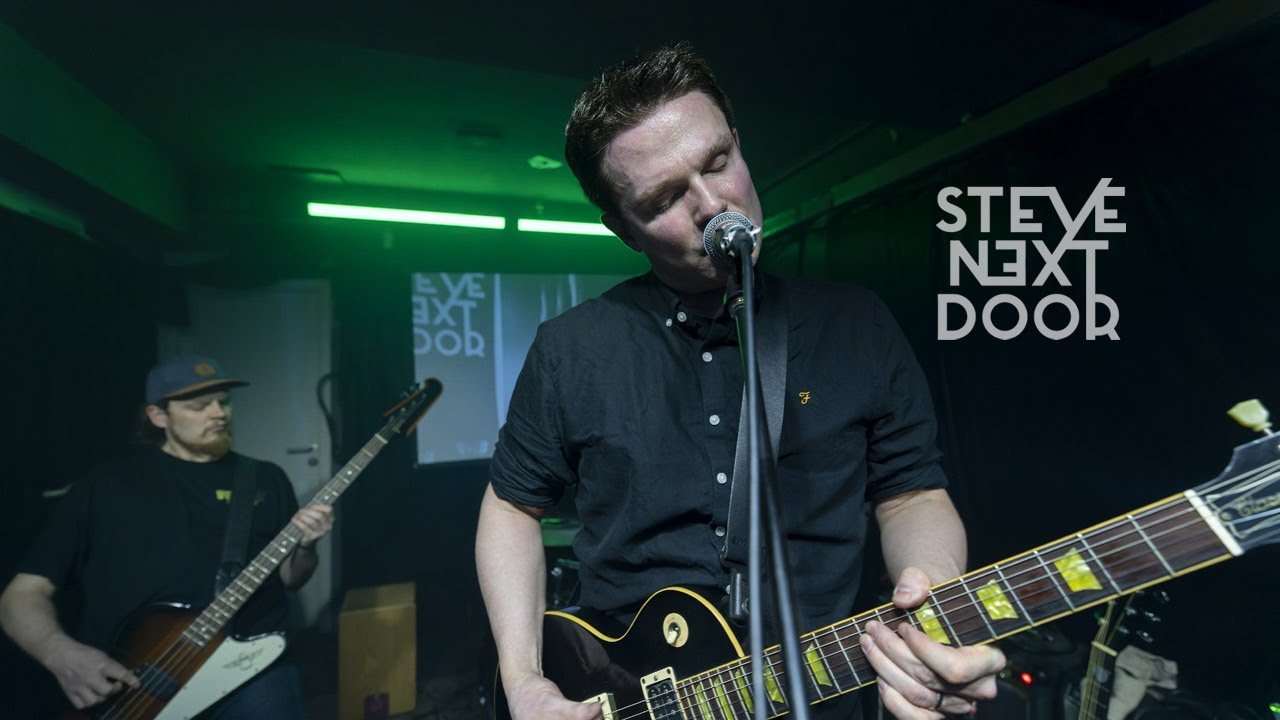 STEVE NEXT DOOR: "Maybe Alright" - Live 2023 - YouTube
