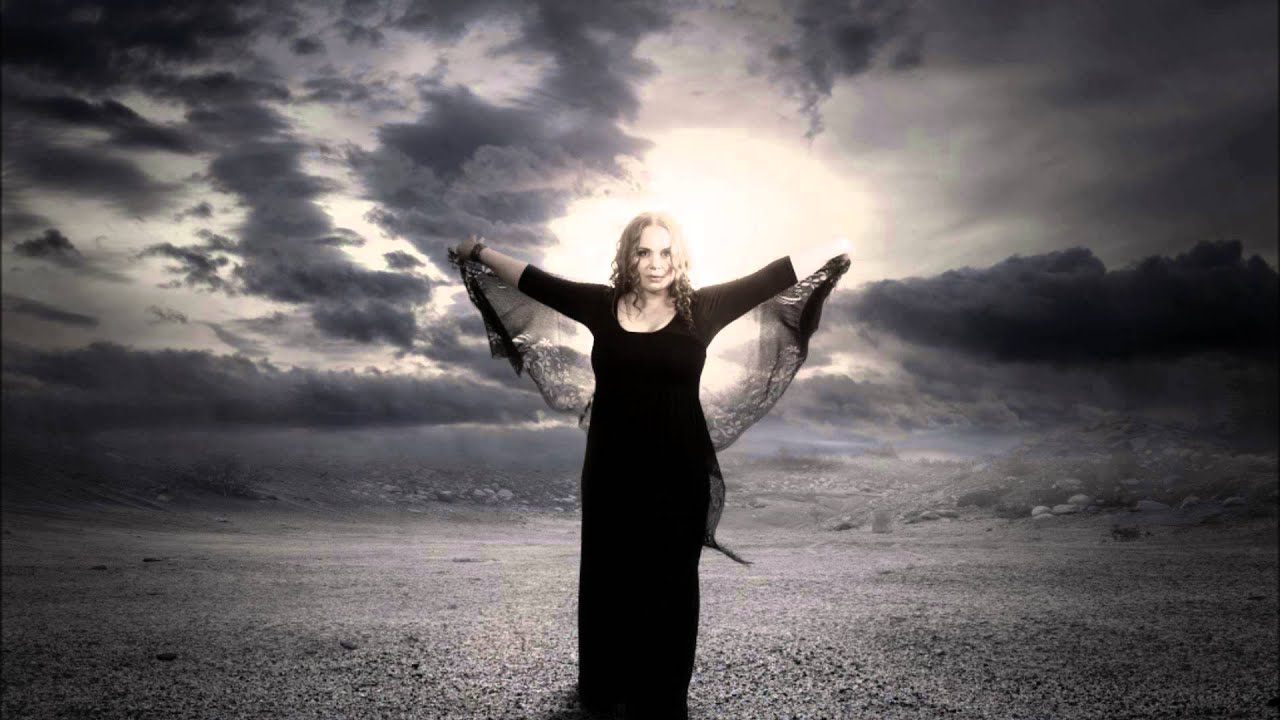 Mira Sunnari - Paha tyttö - YouTube