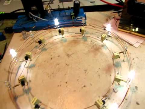 11 stage 2n7000 led ring oscillator - YouTube