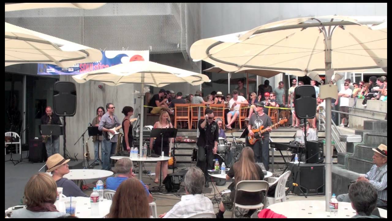 "Barrytown" performed by The Doctor Wu Band (featuring Mark Pont) - YouTube