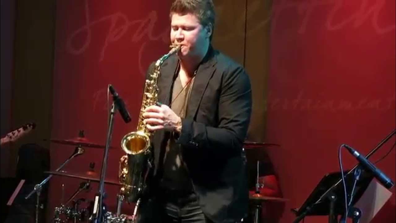 Jonathan Butler, Elan Trotman, Michael Lington, Dave Koz..@Spags - YouTube