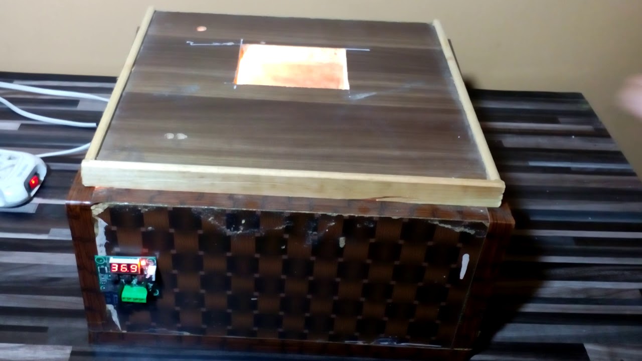 Manual Incubator 12 eggs air circulation - YouTube