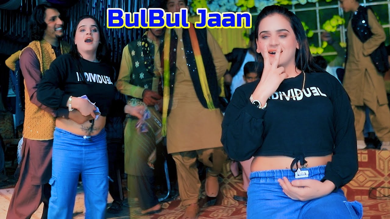 Kala Mera Gajra , BulBul Jaan Dance performance 2025 , New Mujra ...