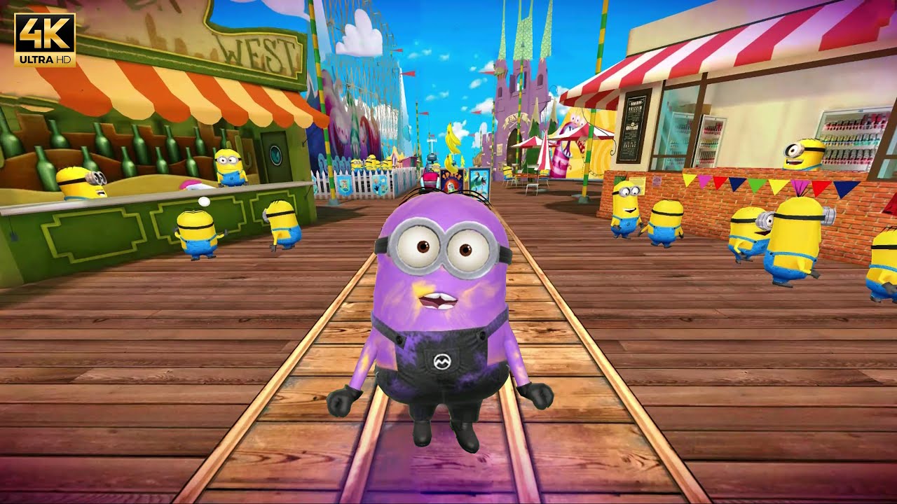 Despicable Me Minions Rush Disguised Minion on Skateboard Hunt at Super ...