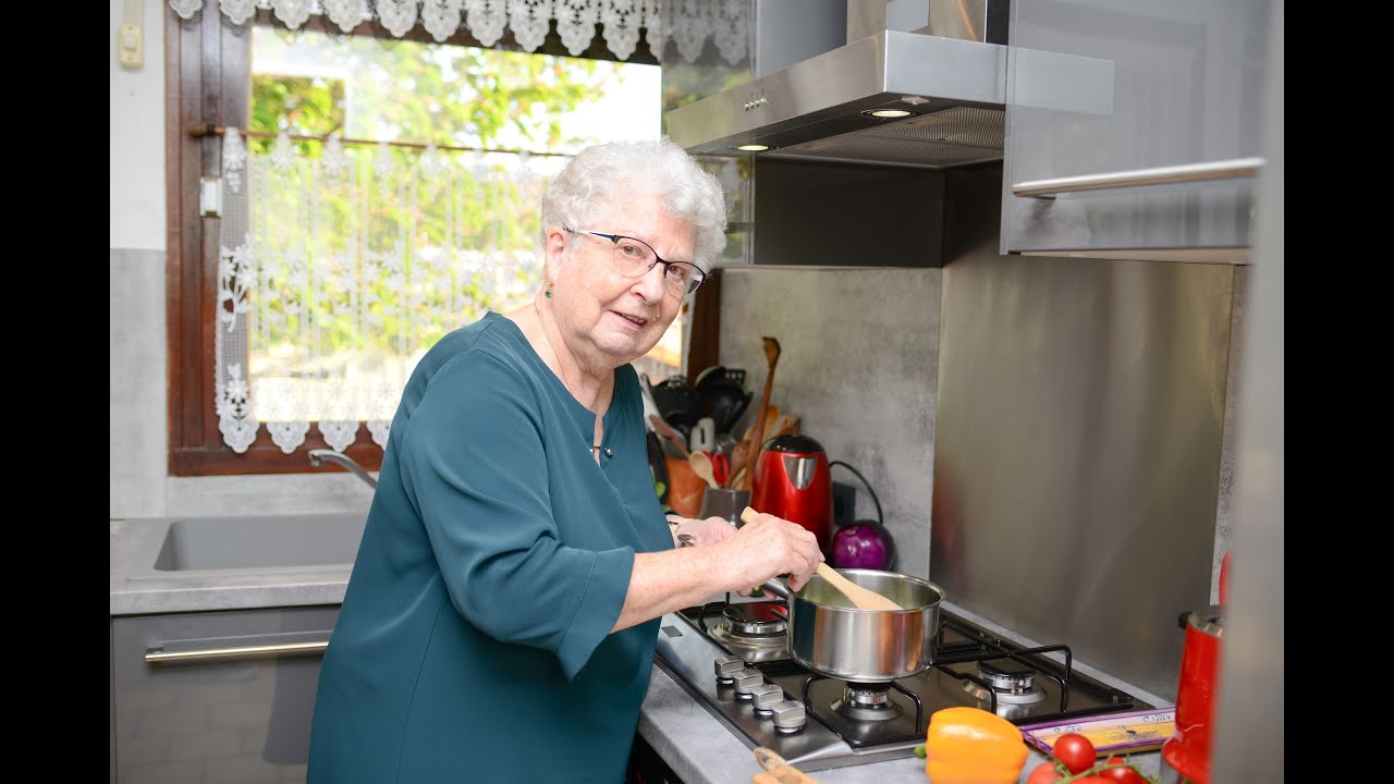 Healthy Cooking for Seniors on a Budget - YouTube
