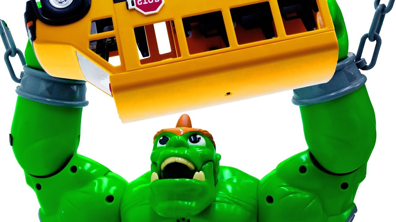 Power Rangers & Marvel Avengers Toys Pretend Play | GIANT Attack School ...